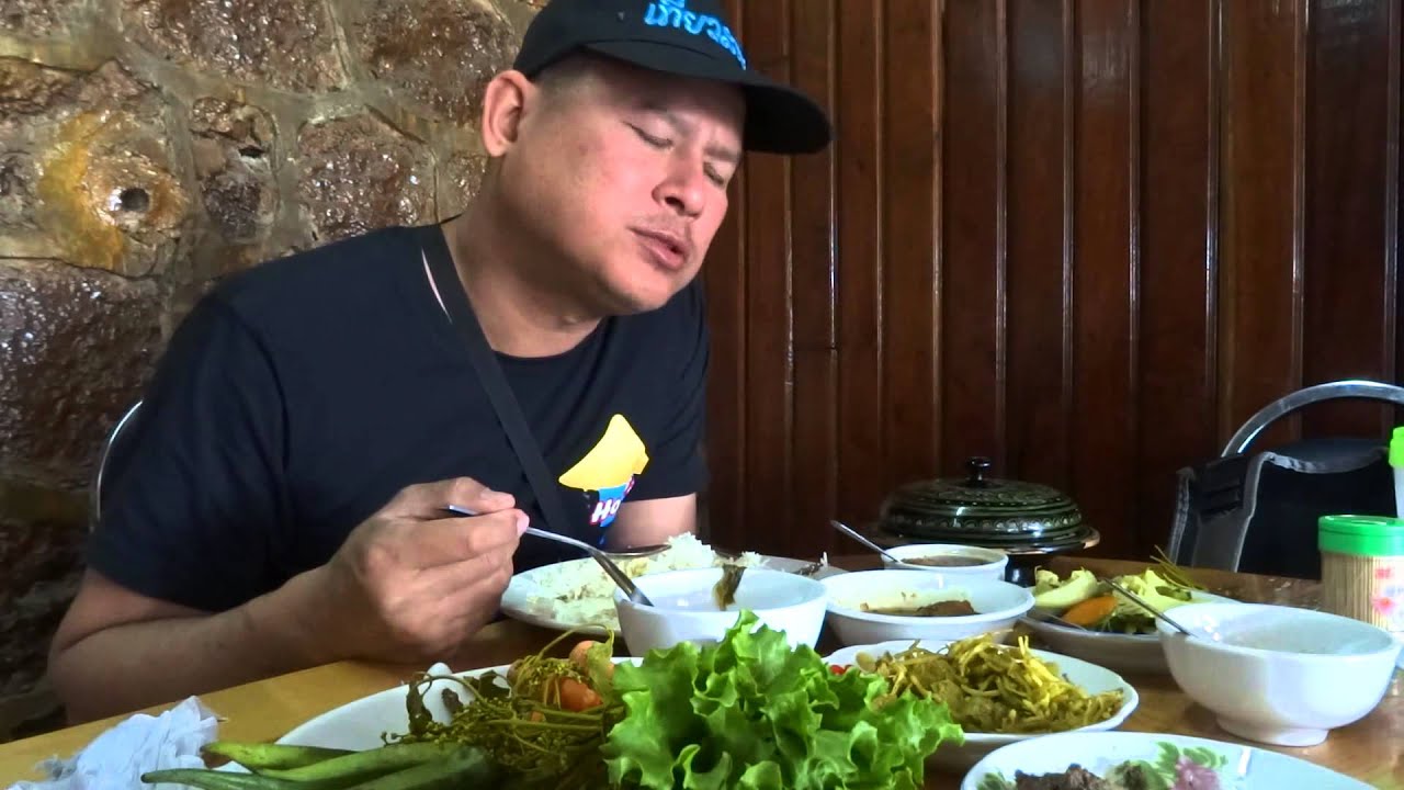 กินสะใจในพม่า KALAW local food SHAN state Myanmae - YouTube