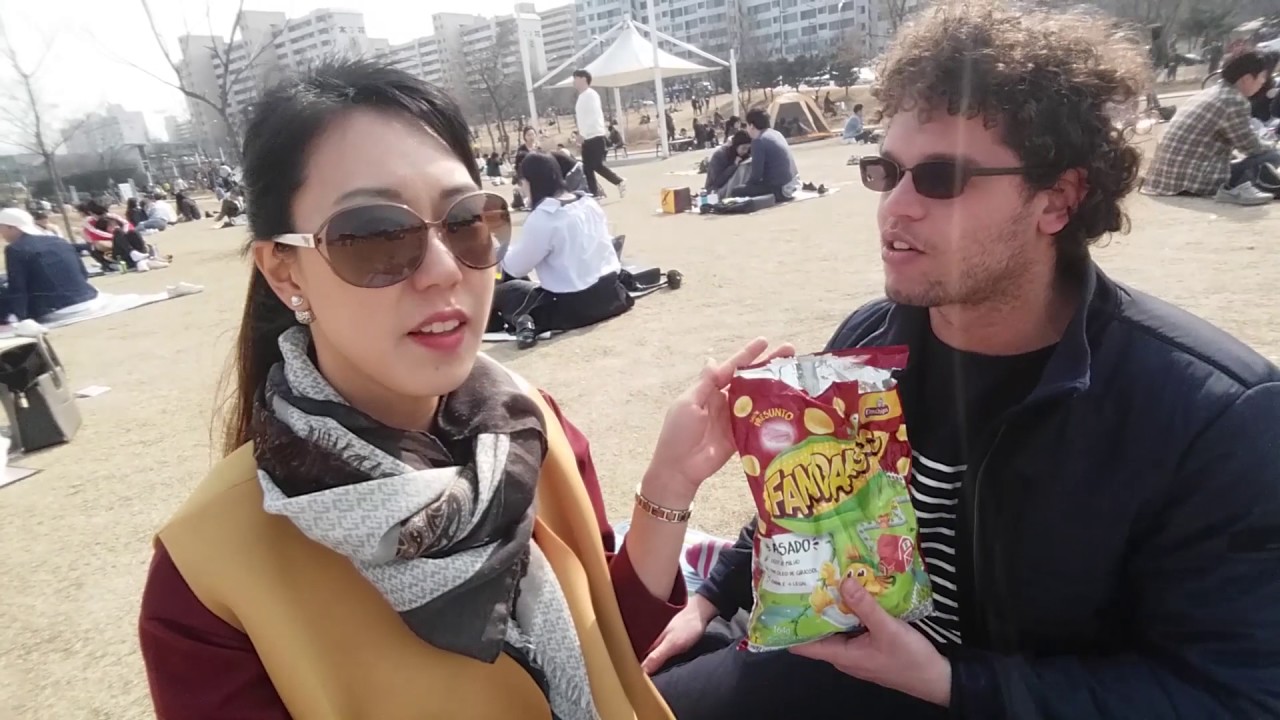 [Korean Woman & Brazilian Man] 라면 Lamyeon by seemile.com "seemile APP ...