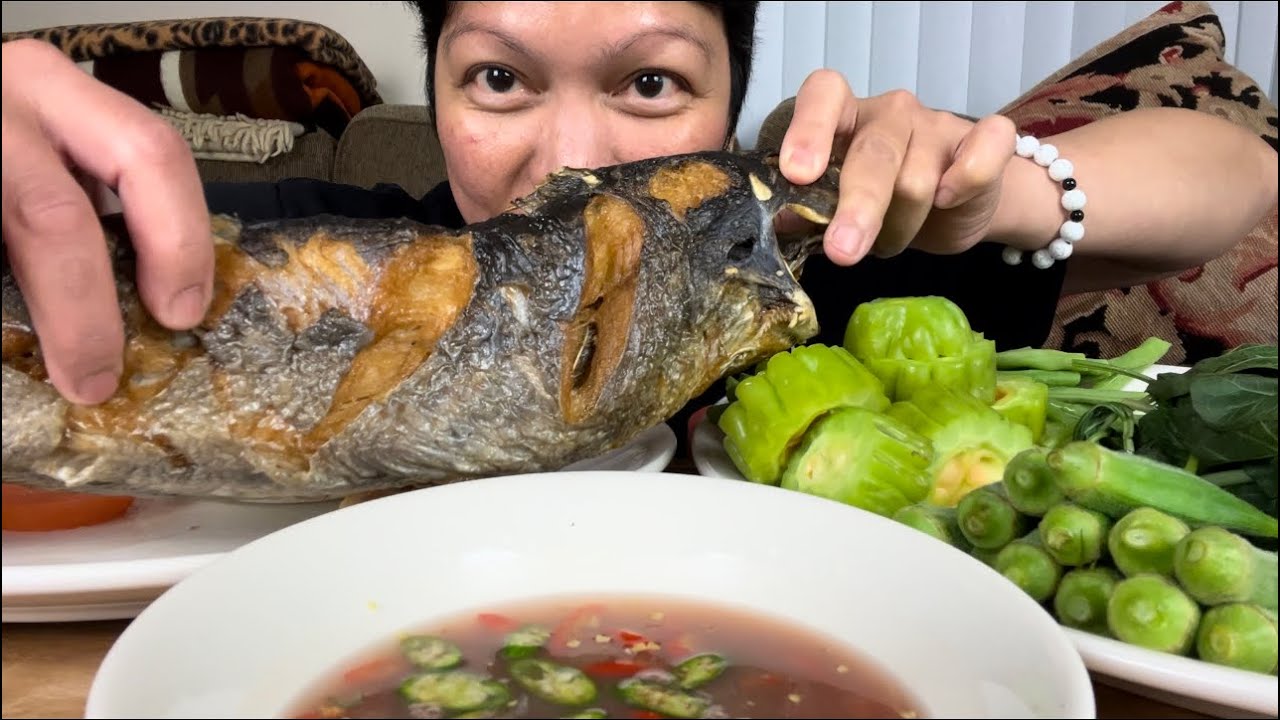 CRISPY FRIED CATFISH + STEAM OKRA + AMPALAYA + TALBOS + GINAMOS SILI ...