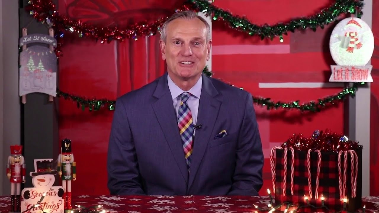 KSAT anchor David Sears shares his favorite holiday traditions - YouTube