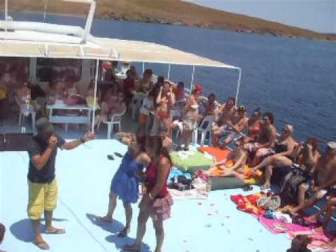 AYVALIK TEKNE TURU BALON PATLATMACA