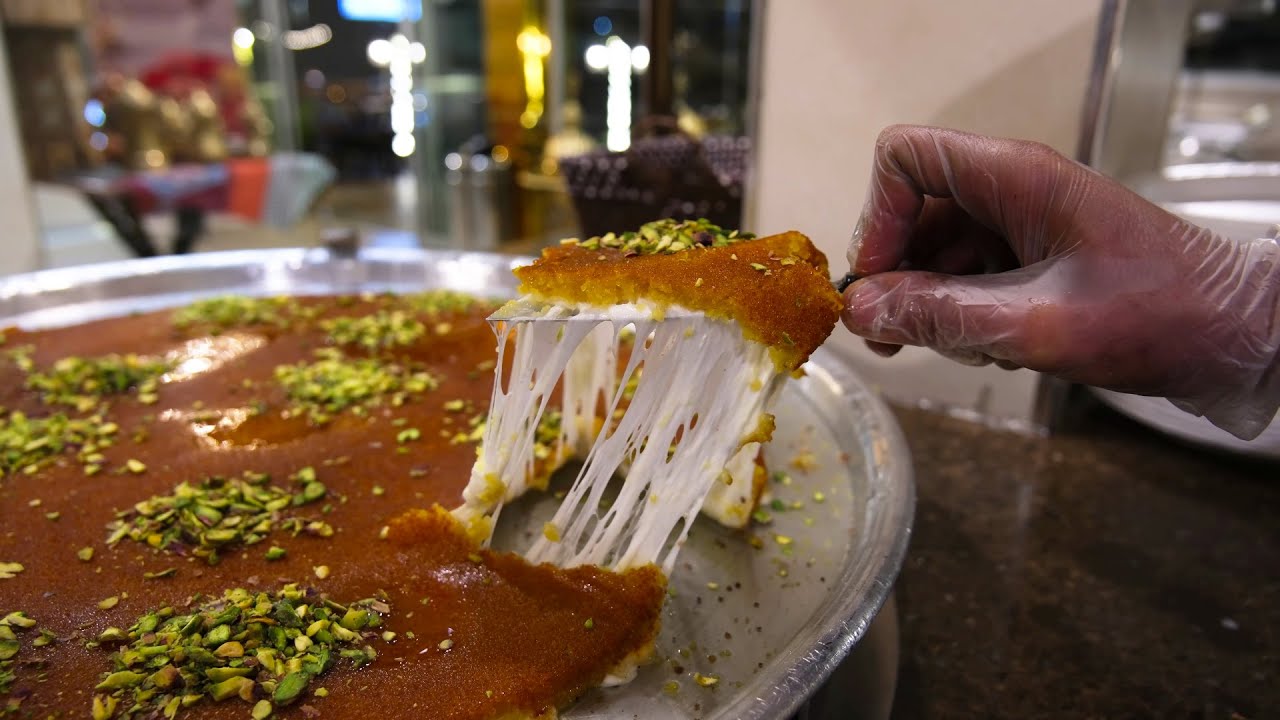 The Best Palestinian Nabulsi Kunafa | Traditional Palestinian Desserts ...