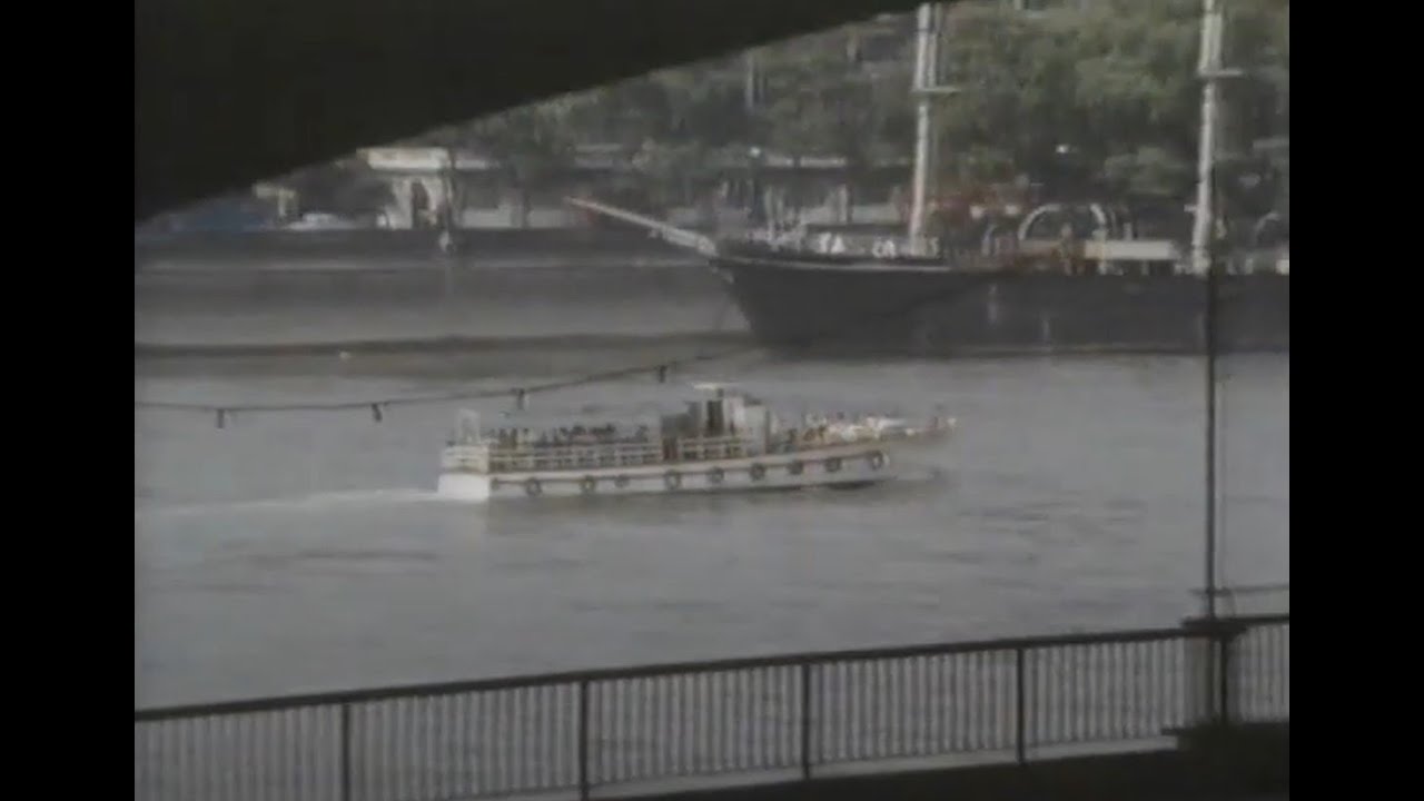 1971 Film about the River Thames - YouTube
