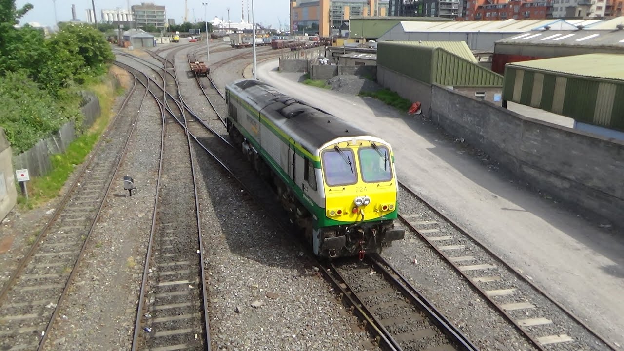 IE 201 Class loco 224 - Shunting at North Wall - 3/7/15 - YouTube