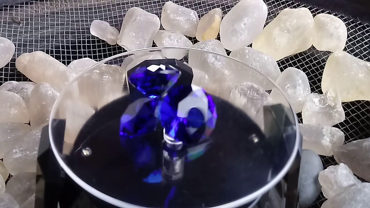 Obsidiana azul três cortes diferentes - YouTube