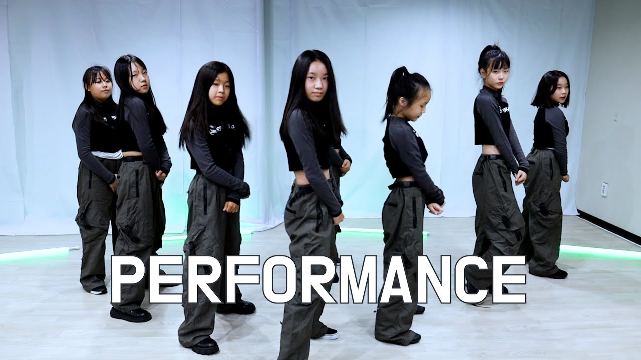 [Z DANCE STUDIO] PERFOMANCE/ CHOREOGRAPHY - YouTube