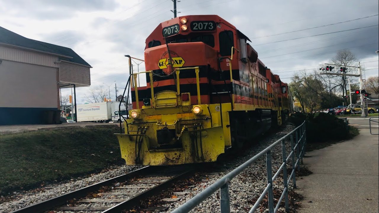 GEXR 2073 On The Goderich Sub In Guelph - YouTube
