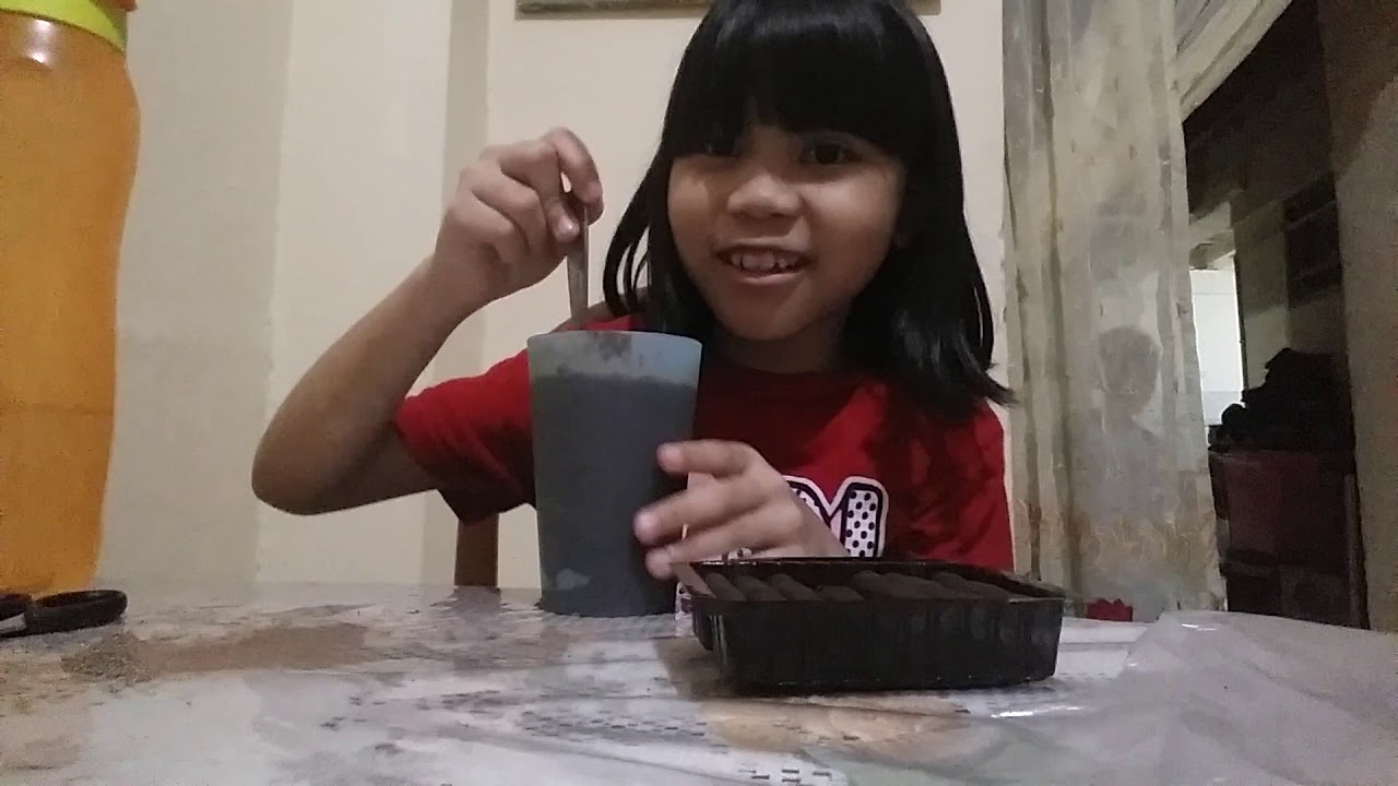 Membuat ice kek chokolatos - YouTube