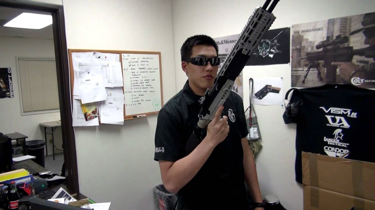 Airsoft GI Uncut - Andrew Checks Out The CM032 M14 EBR From CYMA - YouTube