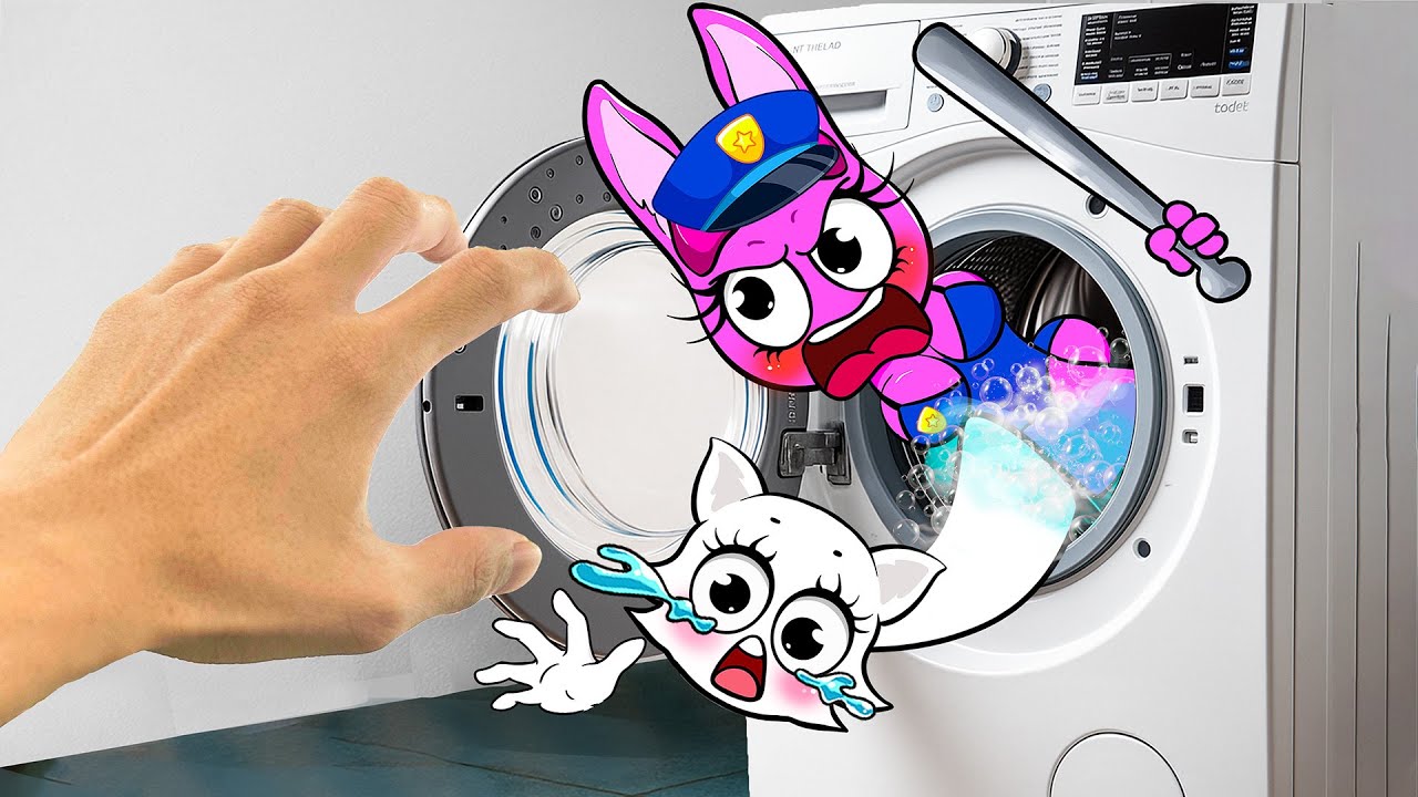 😱OH NO!! PINKI POLICE Vs WENDA Got Stuck in the Washing Machine ...