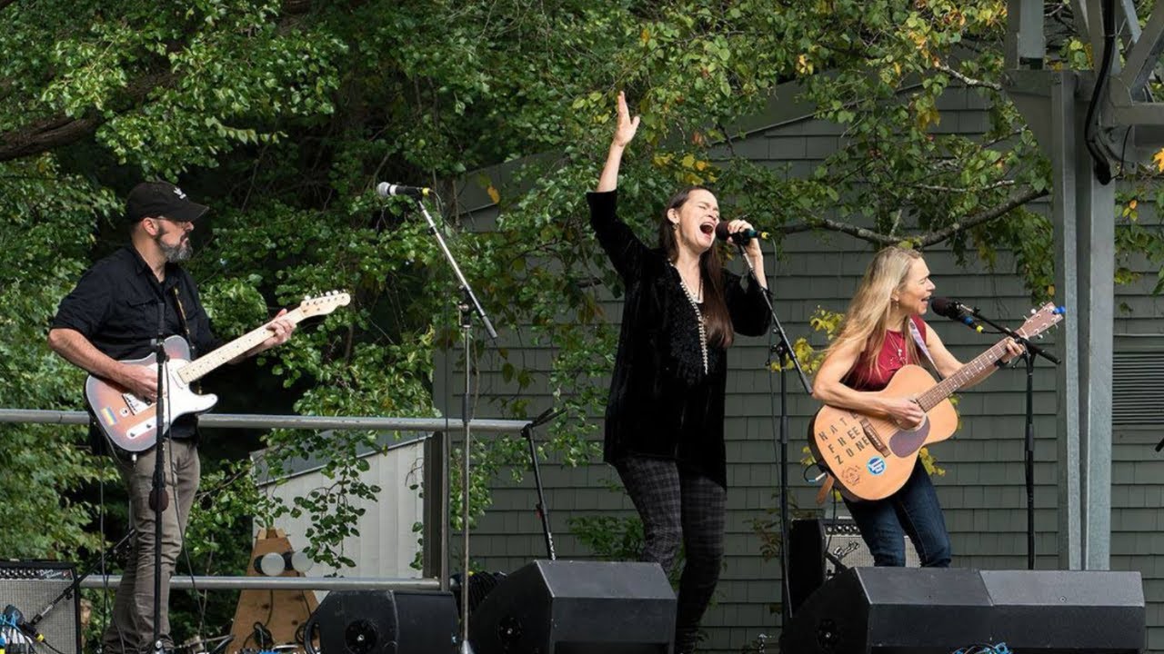 The Nields - Full Catastrophe of the Last 10 Years - YouTube