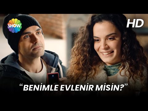 Kerem, herkesin önünde Müjde'ye evlilik teklifi etti! Sen ve Ben