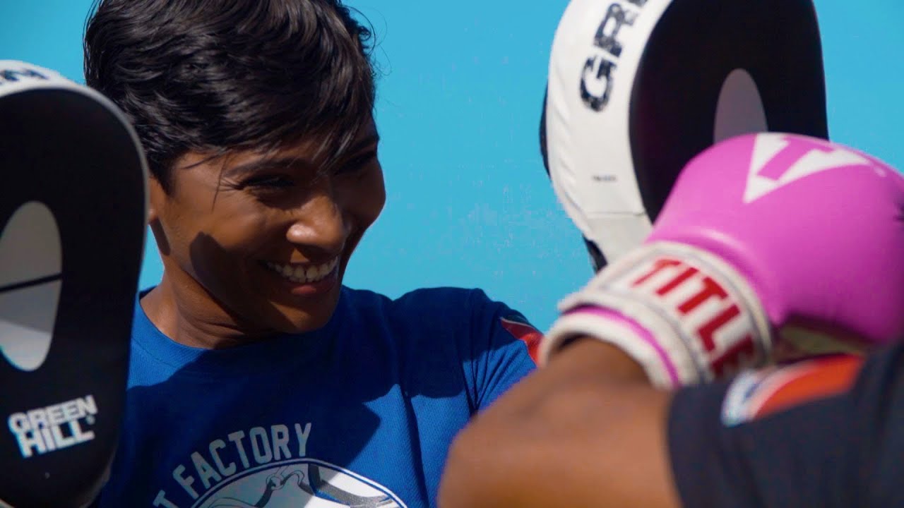 Ria Ramnarine - Boxing History - YouTube