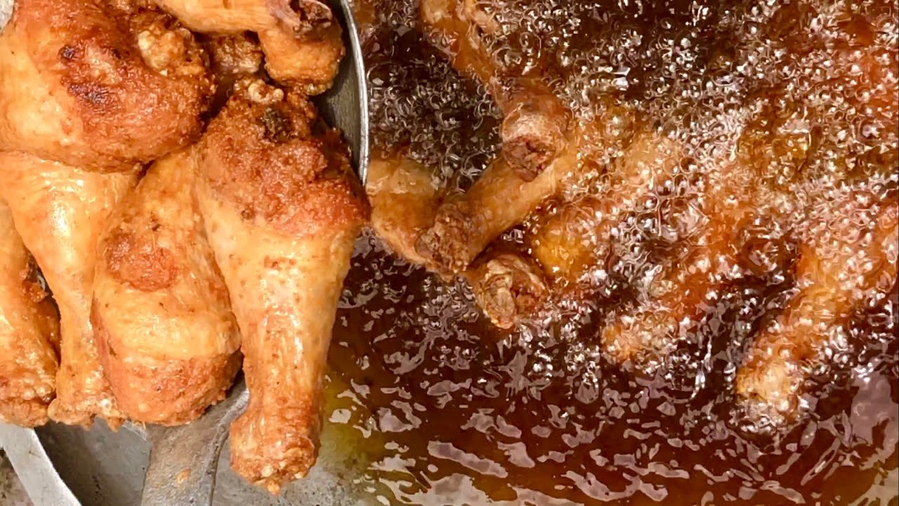 How to tell when your chicken is fully cooked - Deep Fry! - YouTube