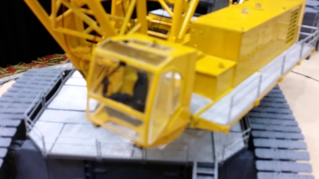 Custom built model crane - YouTube