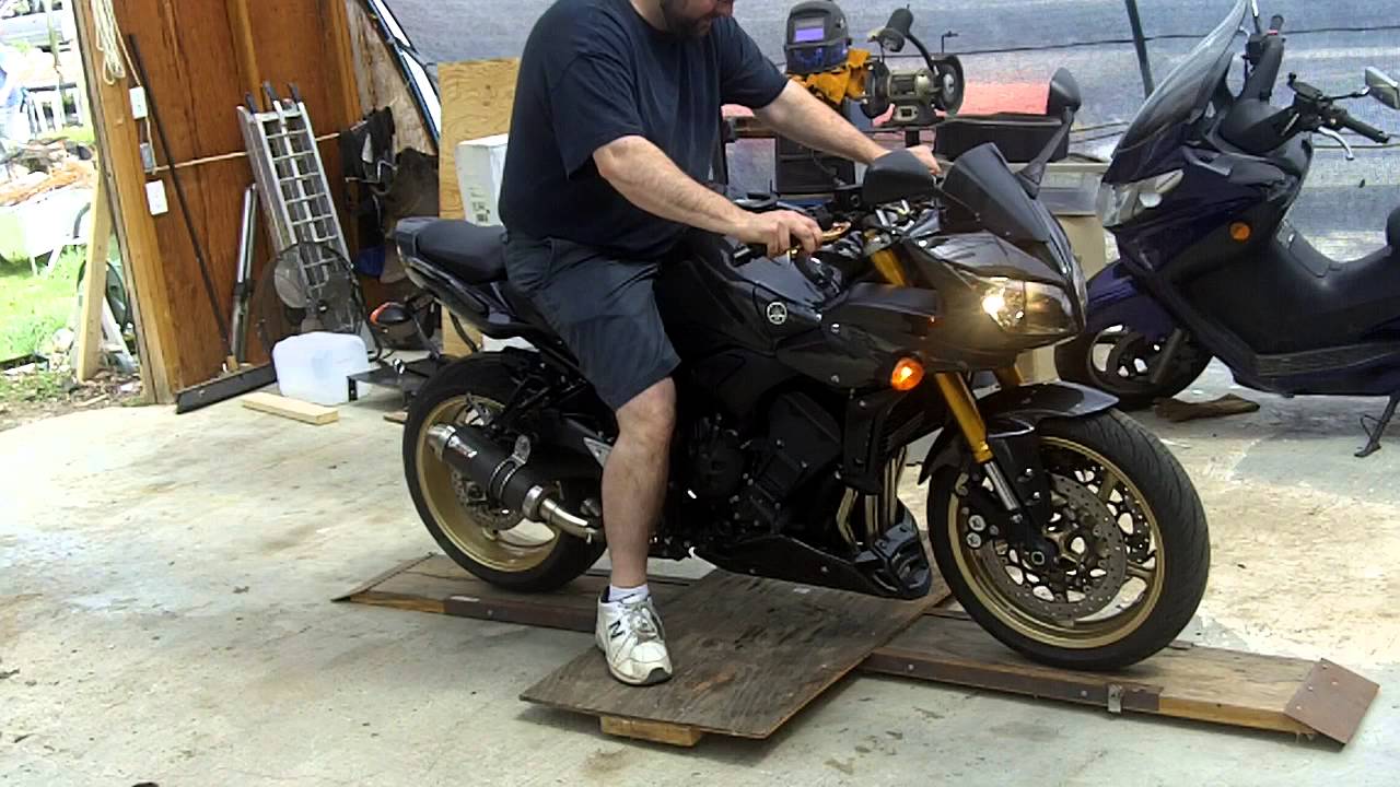 motorcycle turntable demo - YouTube