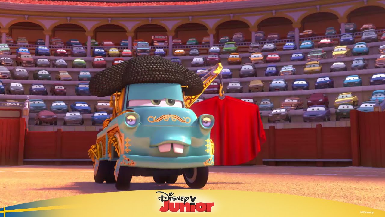 Bilar: Bärgarn som bulldoozerfighter - Disney Junior Sverige - YouTube