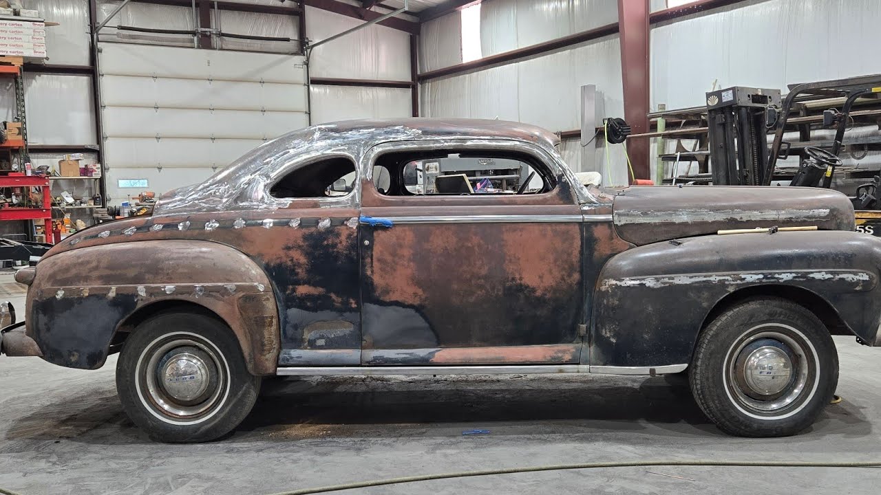 CHOP CLASS with Joel Davis '47 Ford Coupe chopped top custom car - YouTube