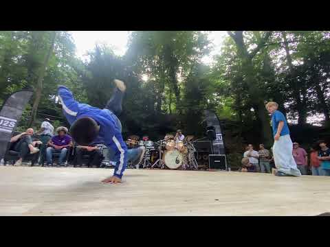 TOP 4   Yannick vs Sibe