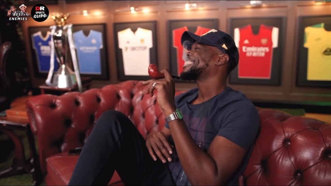 Expressions smokes on Don Robbie’s tears - YouTube