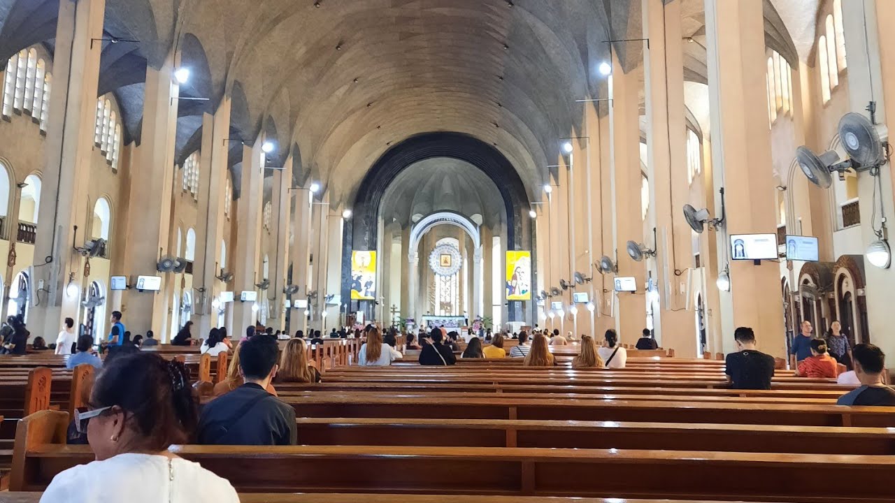 Attending a mass Baclaran Church 2023 - YouTube