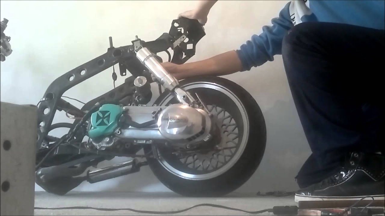 First test on custom AirRide (Piaggio NRG) - YouTube