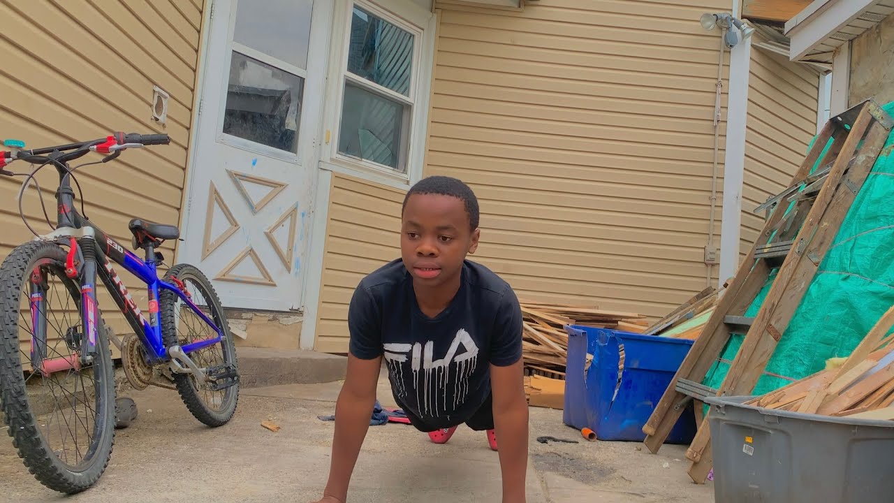 Mastering the Single-Handed Push-Up: A Step-by-Step Guide - YouTube