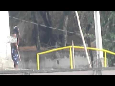 Homens armados no Bairro da Penha, em Vitória