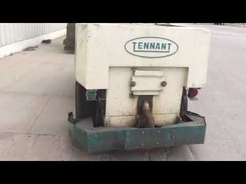 Tennant 550 Scrubber All Electric With Hydrostatic Transmission 50 ...