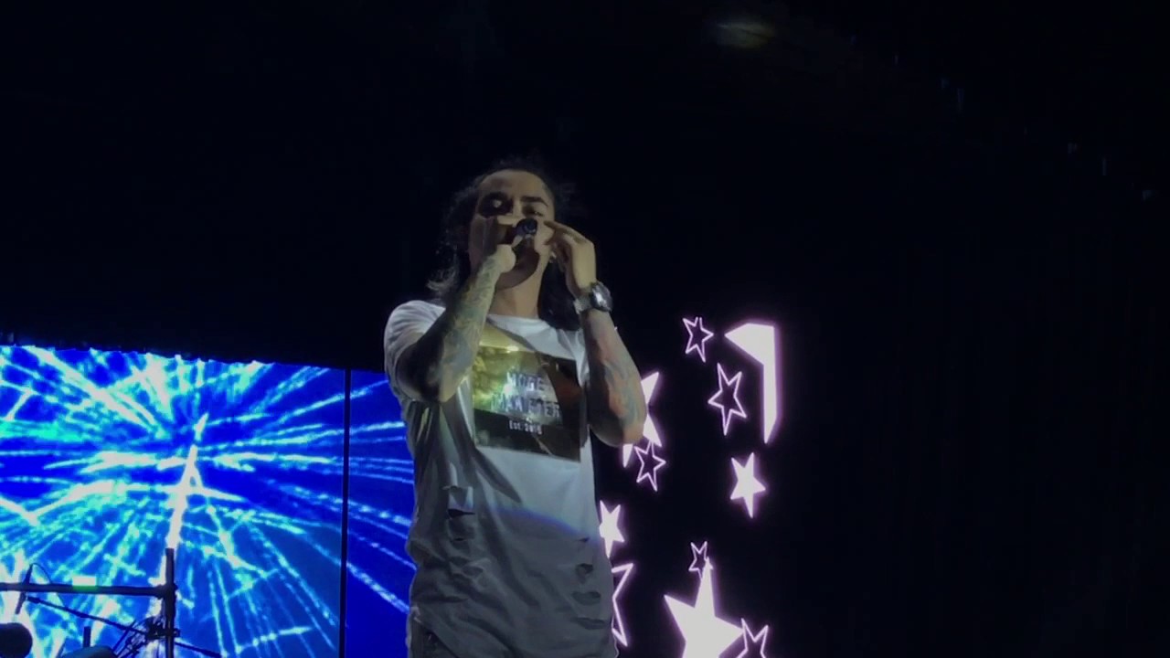 Swan Zarni - သံုးရာသီ အလြမ္း - YouTube