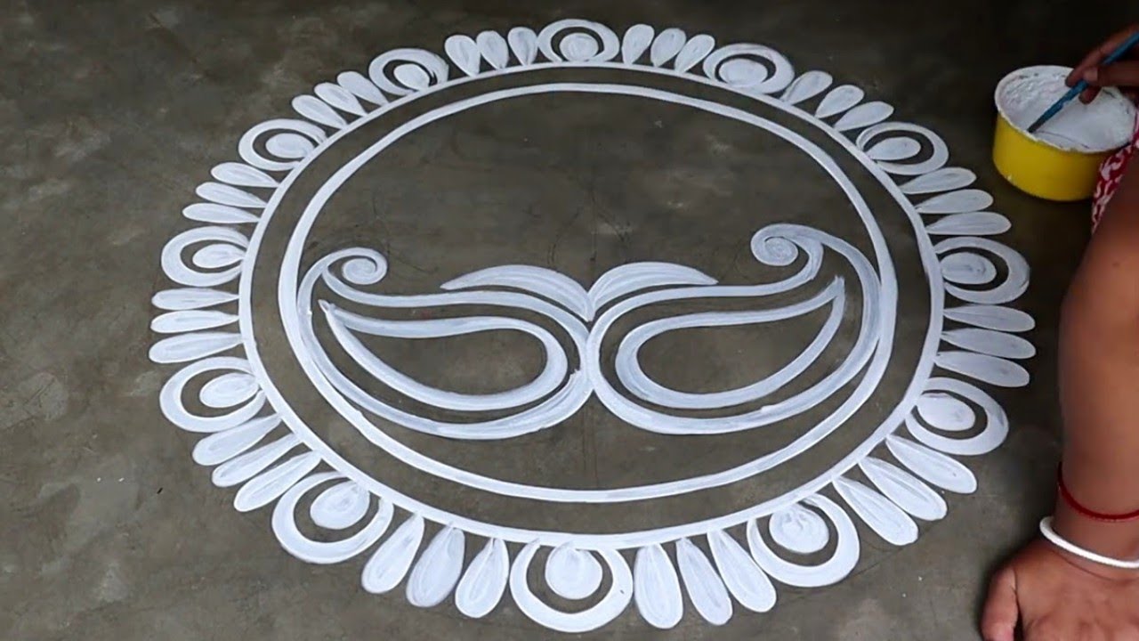 easy alpona for laxmi puja special / Beautiful Round Alpona Designs For ...