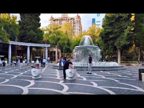 Bakü Fevvareler (Fıskiyeler) Meydanı