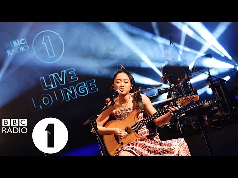 Griff - Black Hole in the Live Lounge