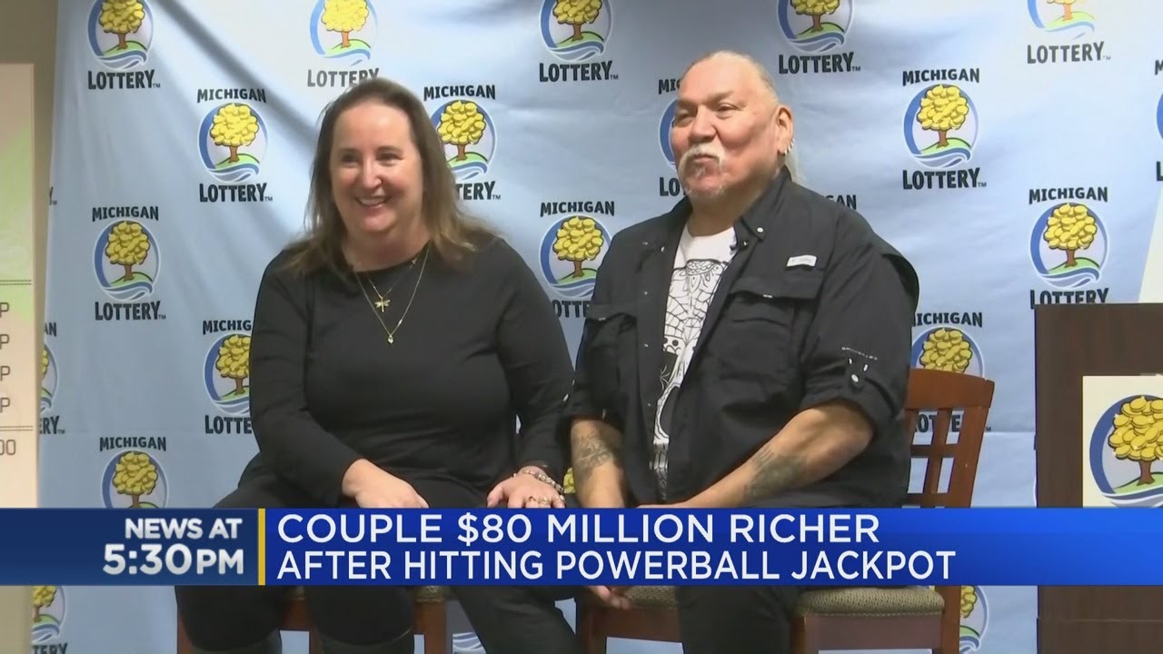 Couple $80 million richer after hitting powerball jackpot - YouTube