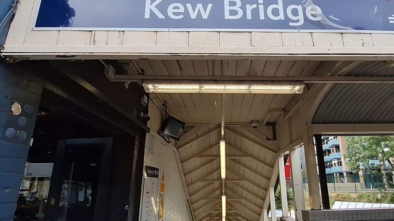 Kew Bridge Station Tour - YouTube