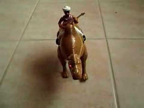 Desert Hero Camel - YouTube
