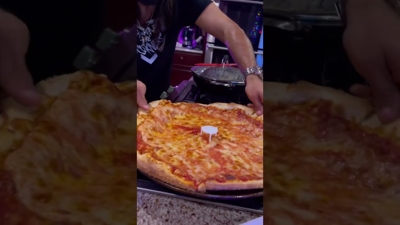 Throwing pizza - YouTube