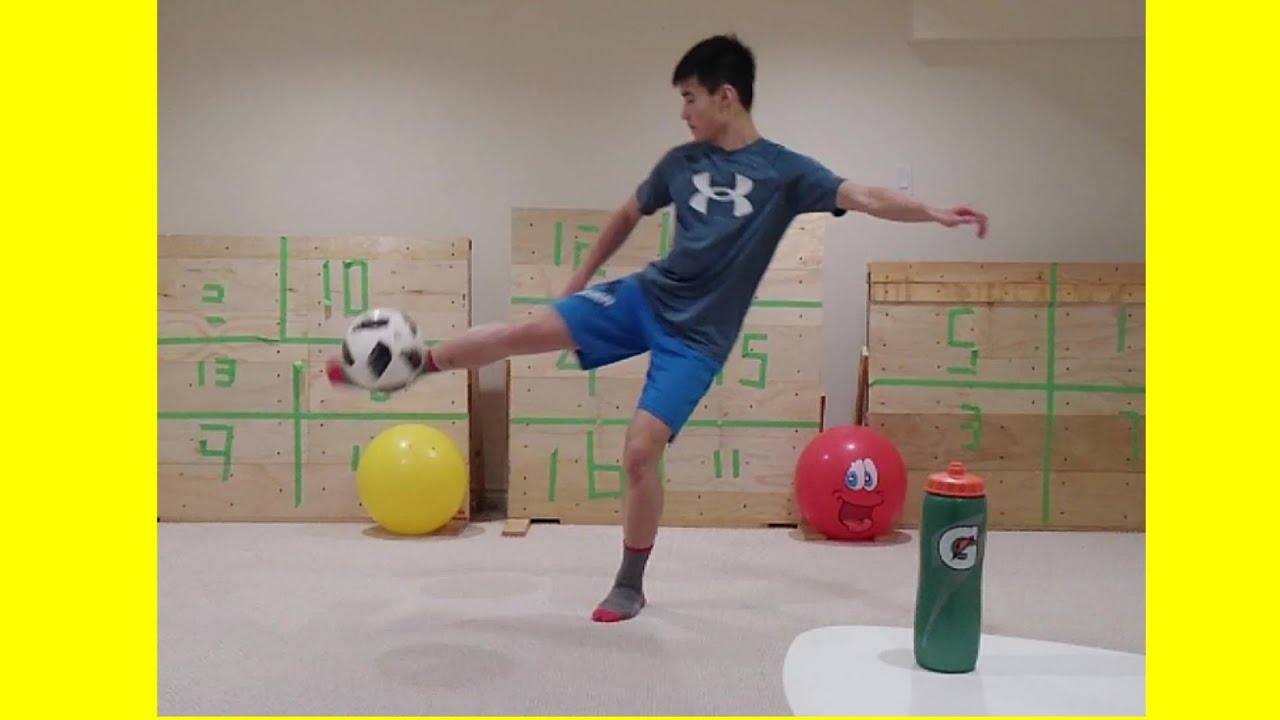 Soccer ball Football keep up, shooting and juggle - YouTube