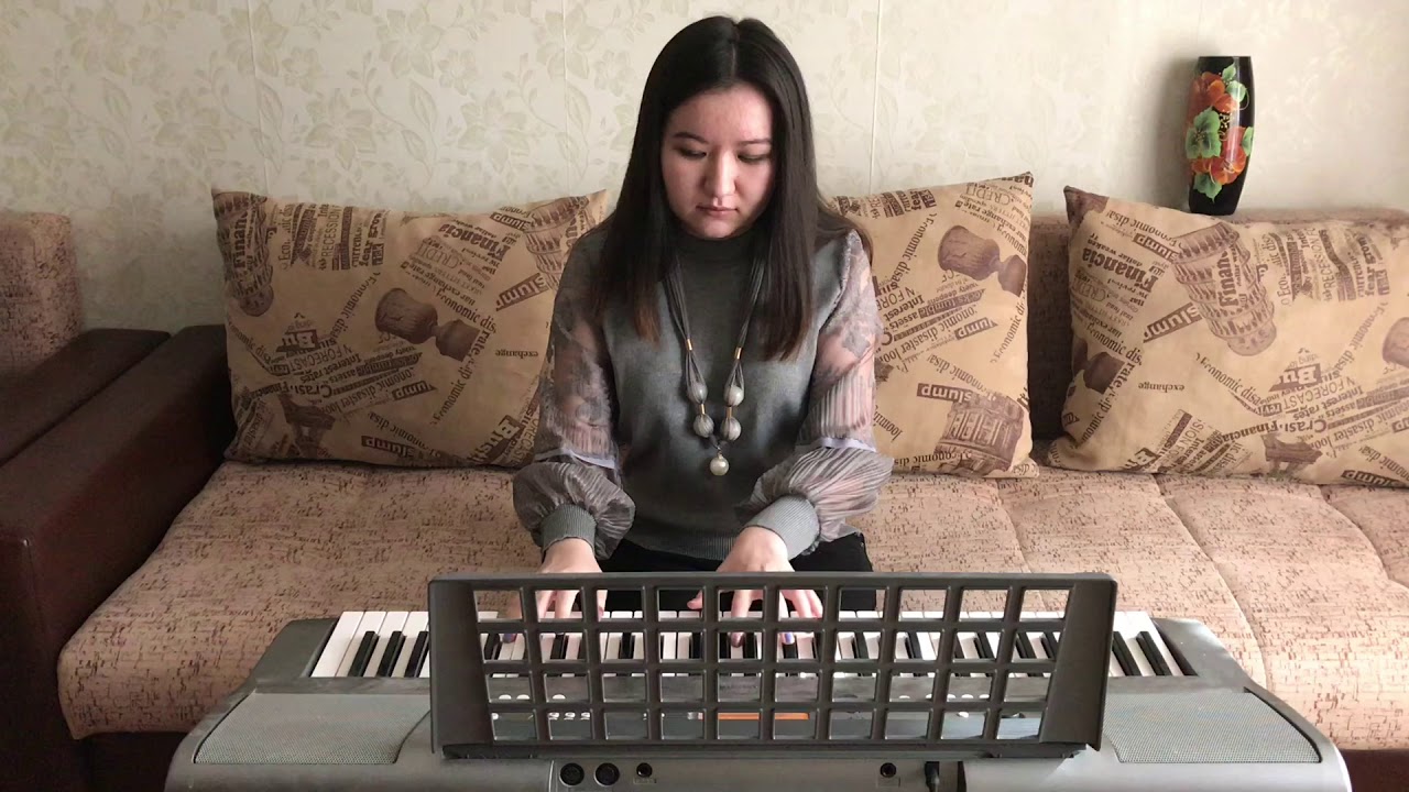 Loca - Alvaro Soler (piano cover) - YouTube
