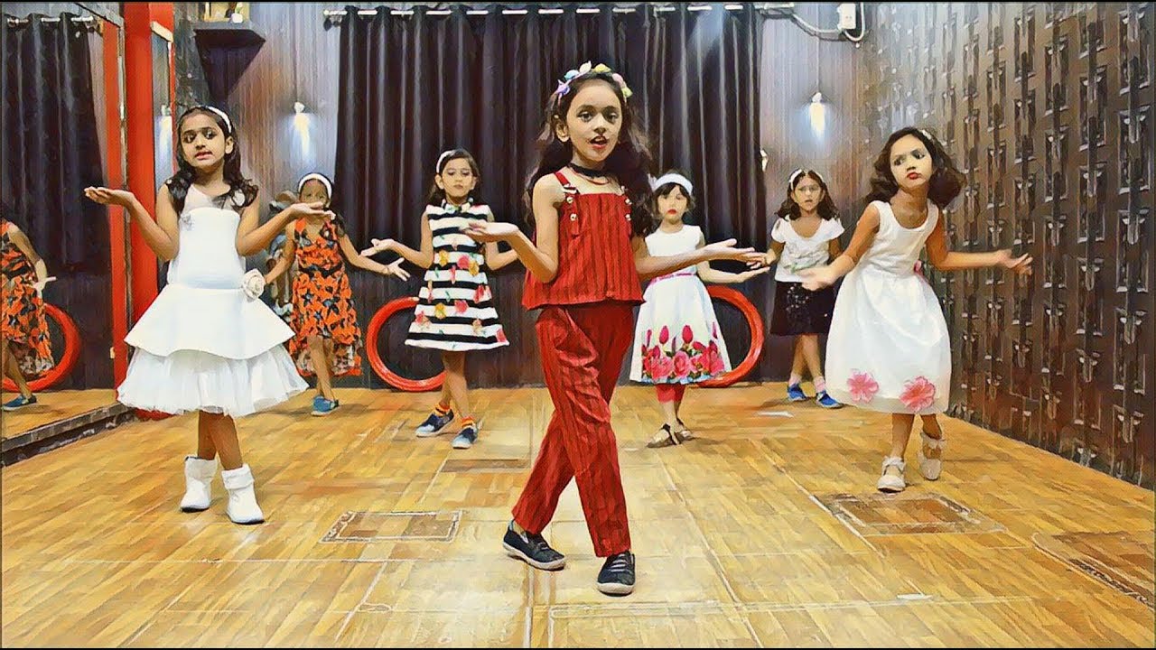 Sanju//Main Badhiya Tu Bhi Badhiya// cute Children Dance Video - YouTube