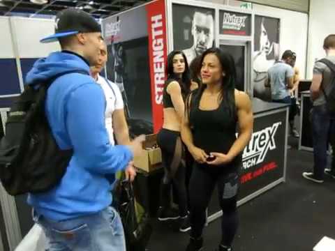 female bodybuilder Mavi Giosa - YouTube