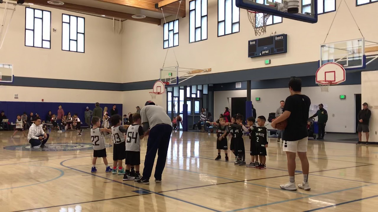 02-02-2019 Leon basketball game2 - YouTube