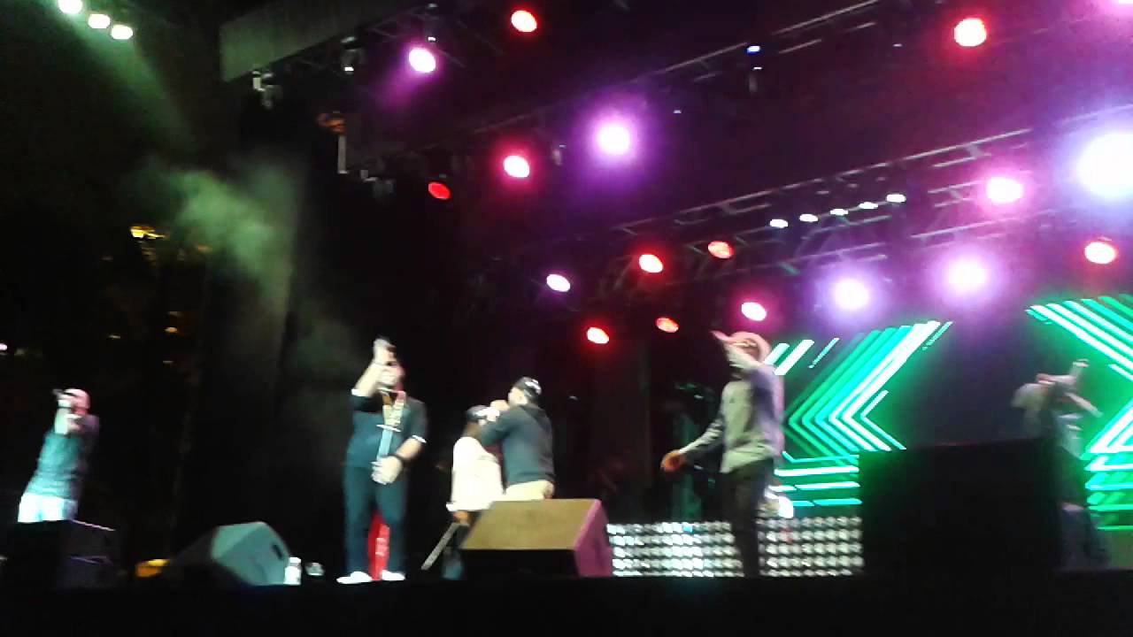 Rabbit Mac @Anirudh Live In Malaysia 2015 - YouTube