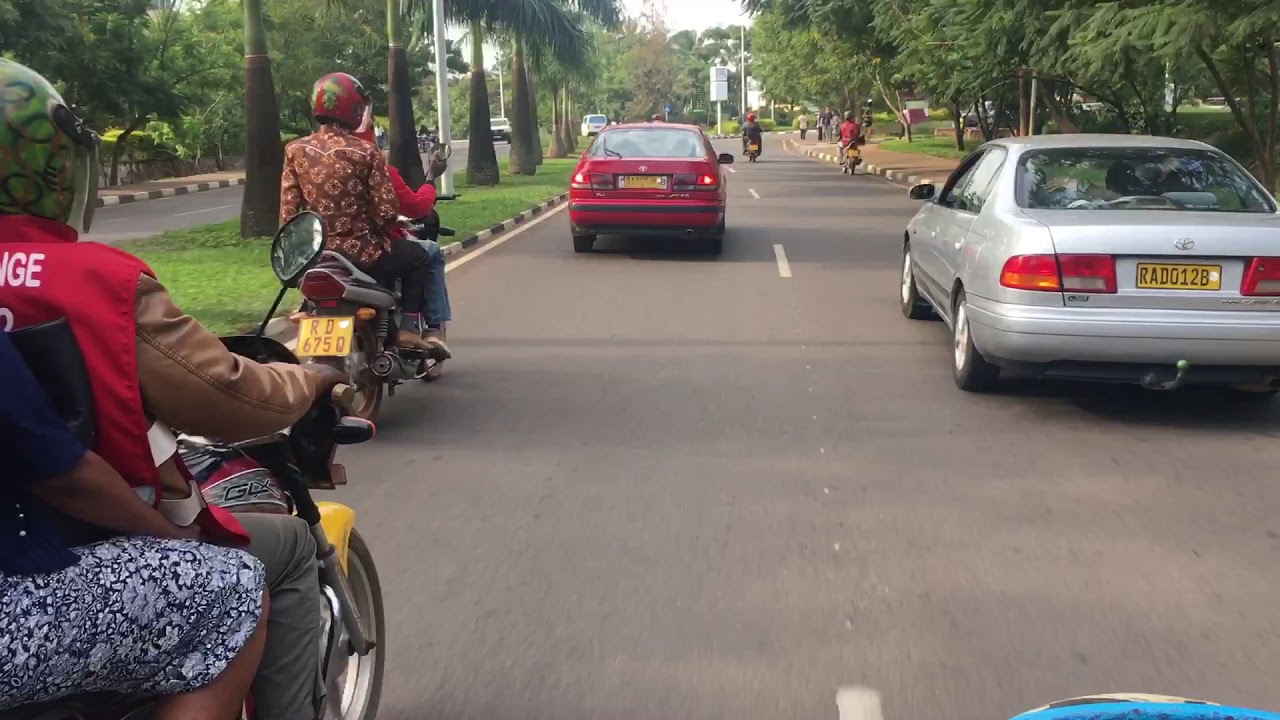 Clean streets of #kigali - YouTube