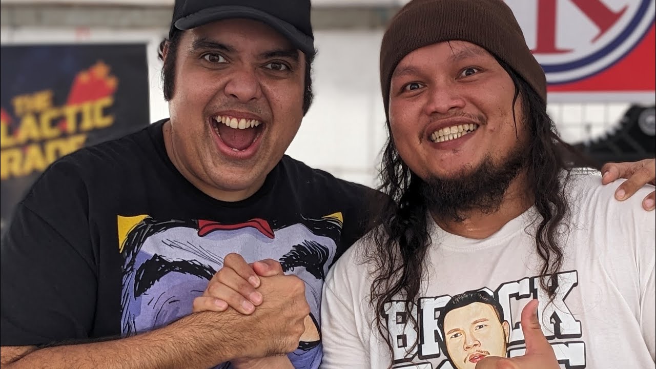 Adam John melawat bilik MAINAN aku! - YouTube