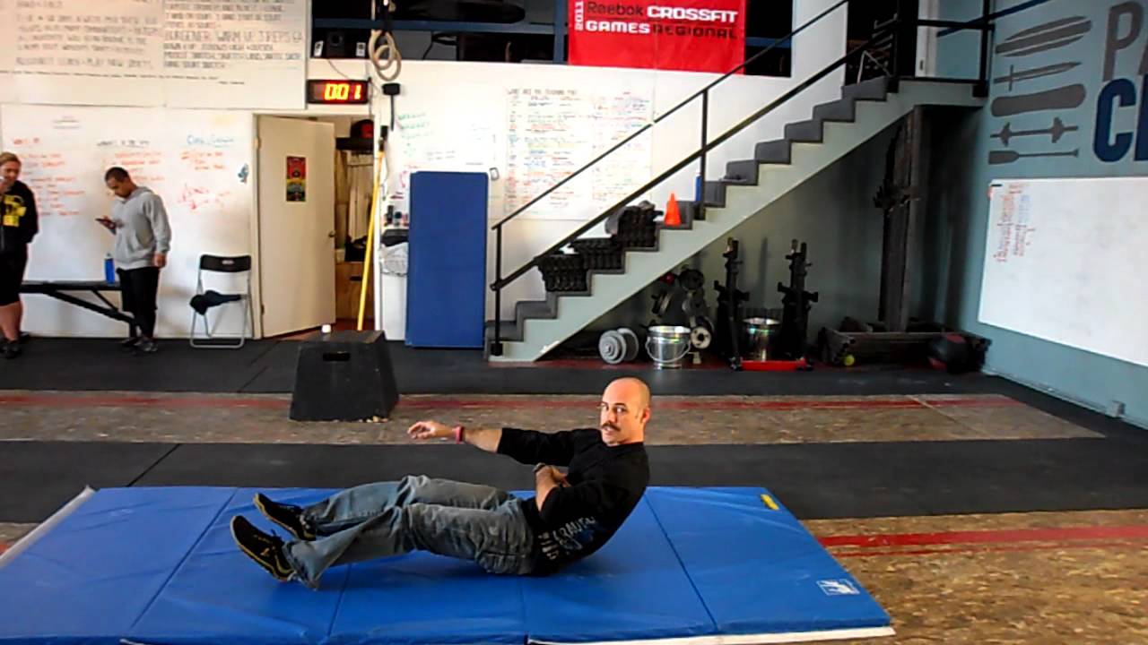 Paradiso CrossFit - Forward Roll - YouTube
