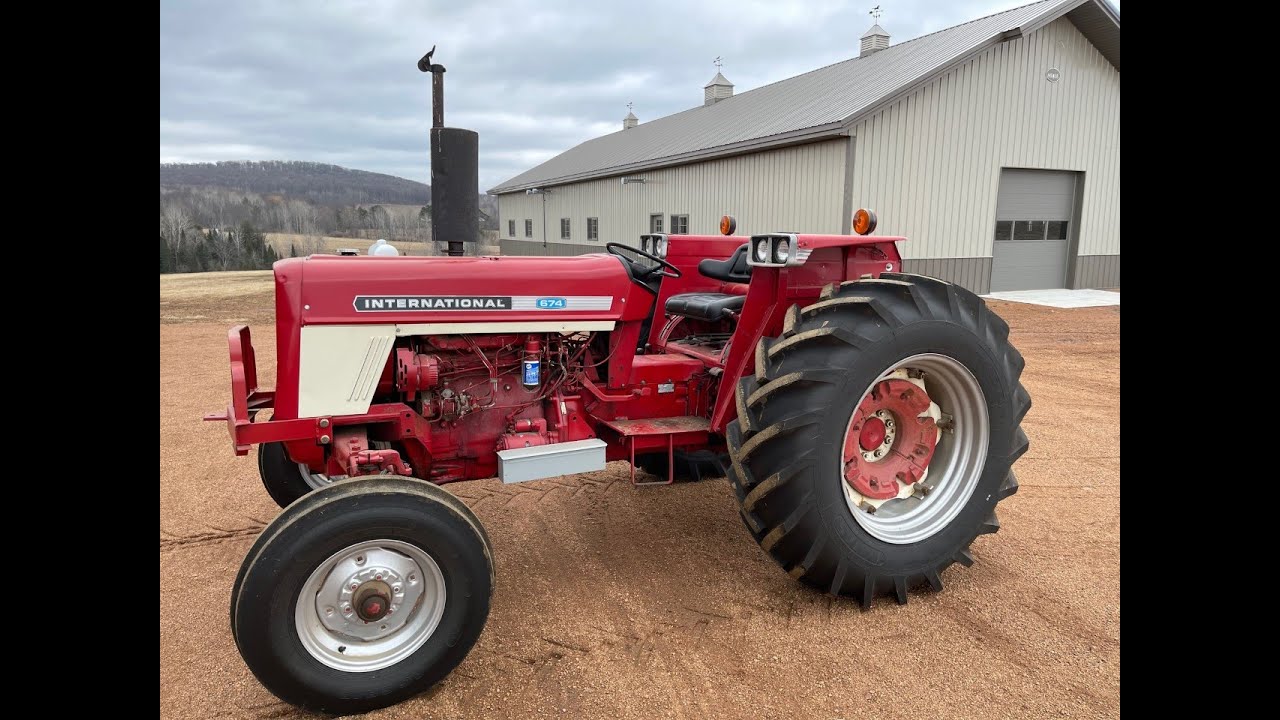 International Harvester 674 Tractor - YouTube