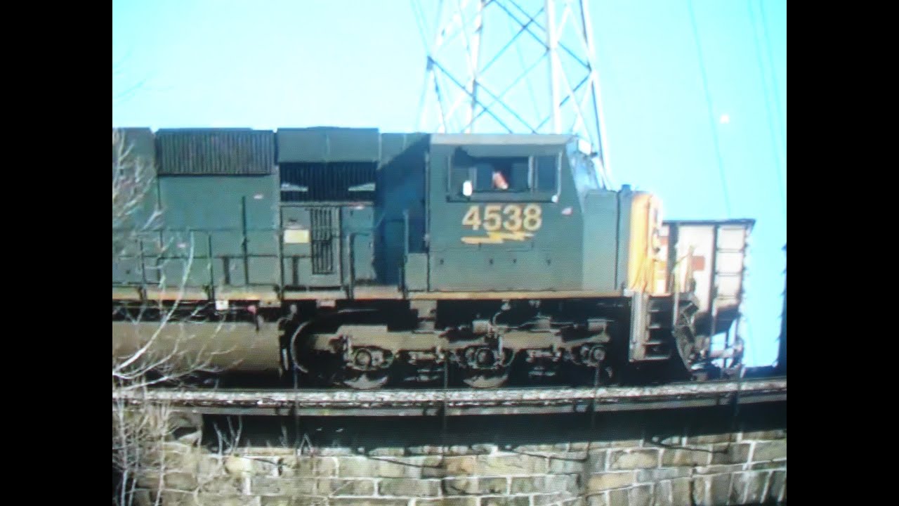 CSX Train E732-20 Over Thomas Viaduct - YouTube