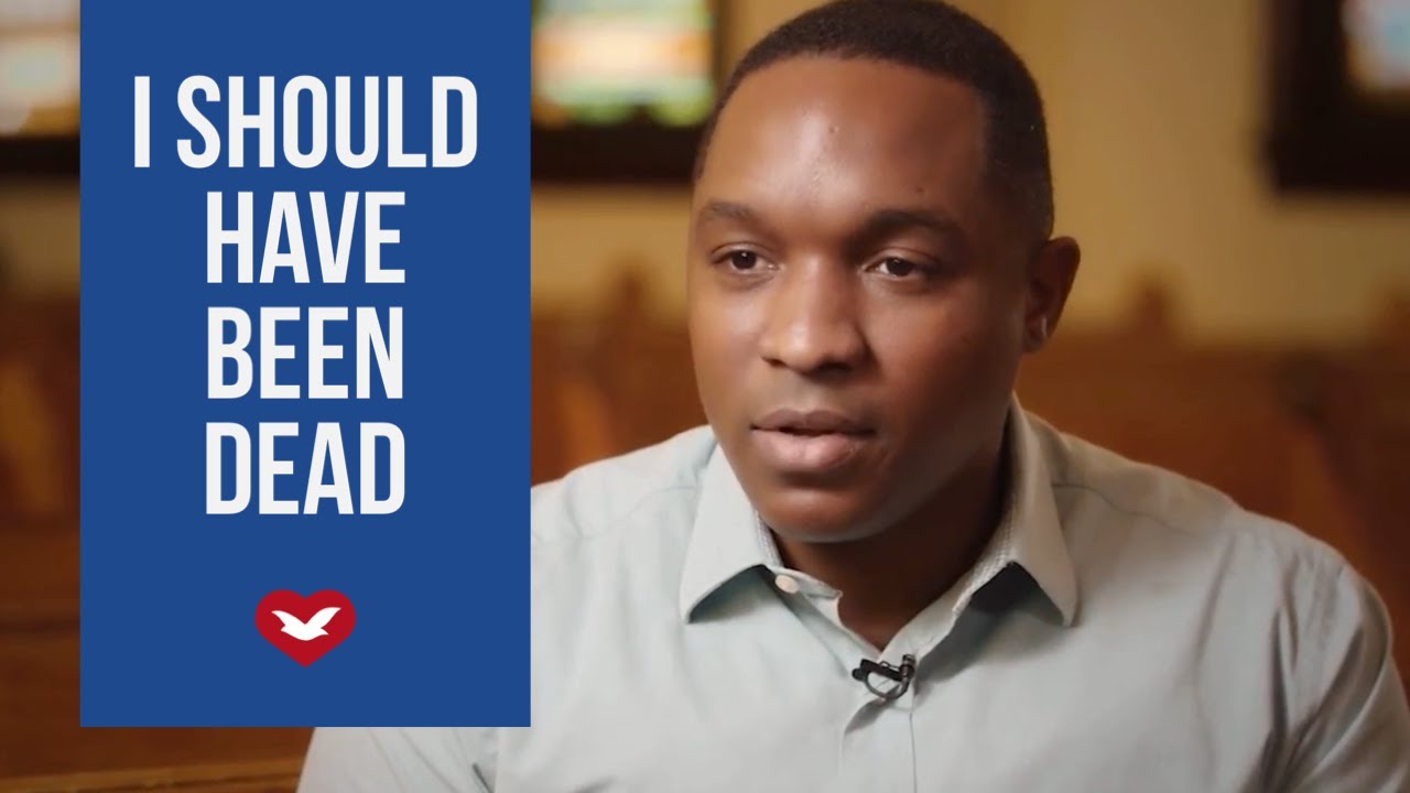 I should have been dead | Damien Jackson | Kehilat Universal - YouTube