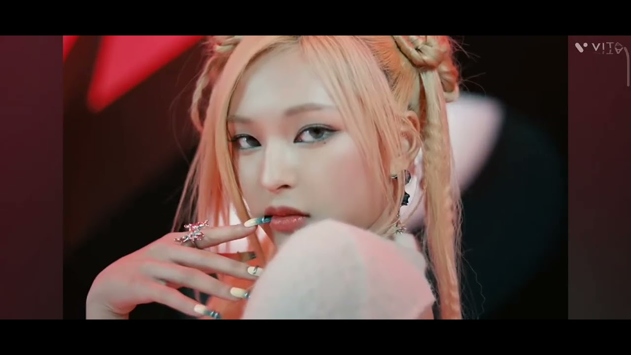 baby Monster visual film@moonchild - YouTube